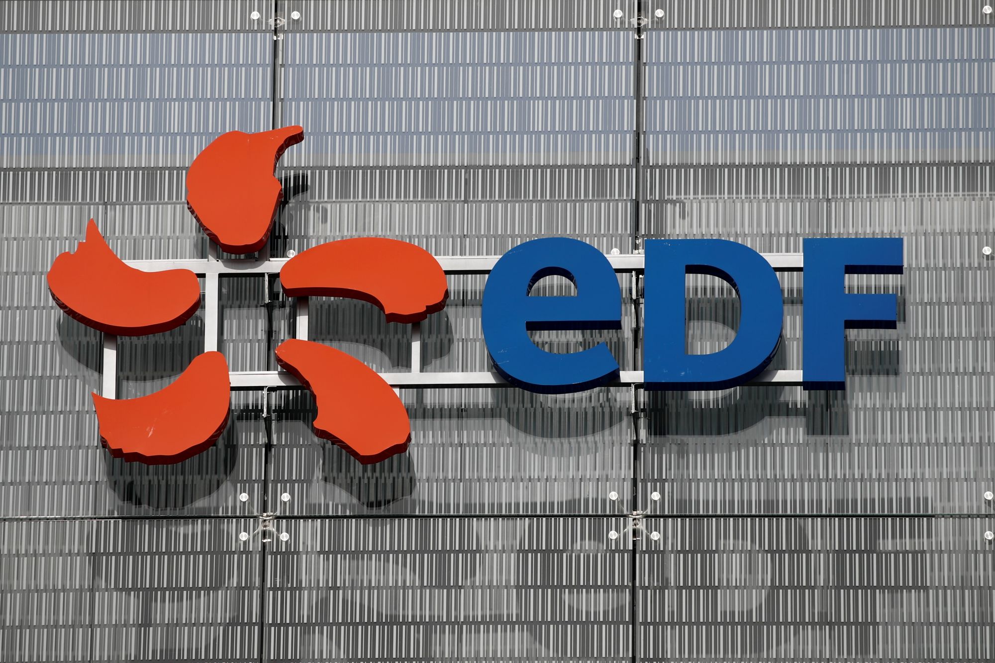 FT: Η EDF εξετάζει την πώληση ορισμένων assets για να ενισχύσει τις ...